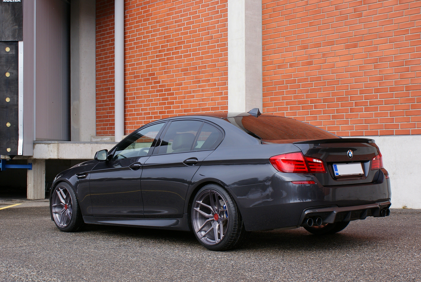Anzafin's F10 550i xDrive 2010 with mods - Bimmerfest - BMW Forums